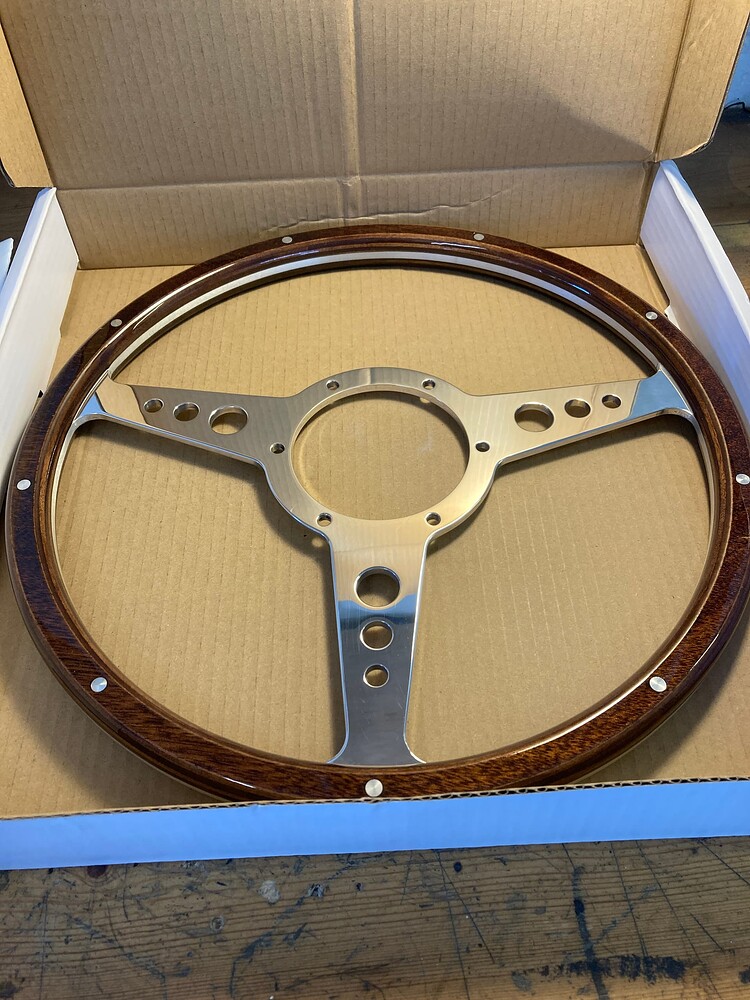 Mountney Classic Wooden Steering Wheel 14" (new and unused) - Parts for ...