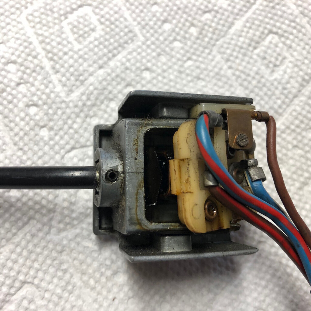 Dip / Main Beam Headlight Swtich (Stalk) Rebuild - Elan Discussions ...