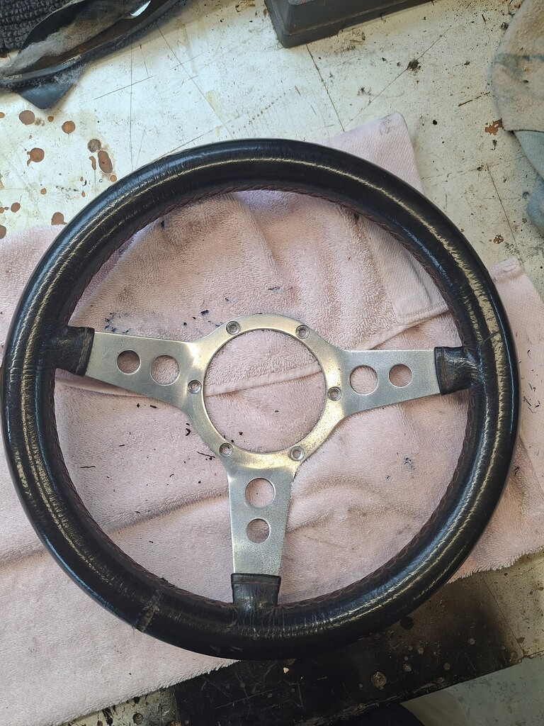 Steering Wheel Identification - Plus 2 Discussions - LotusElan.net