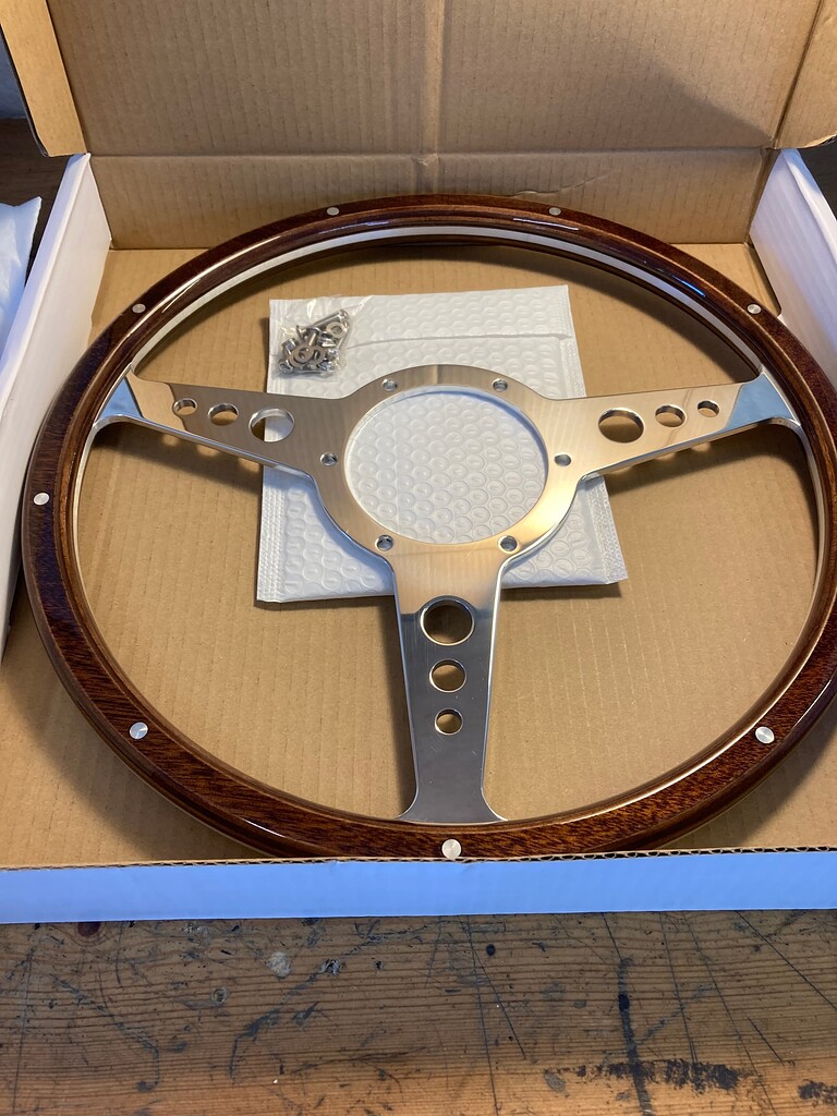 Mountney Classic Wooden Steering Wheel 14" (new and unused) - Parts for ...