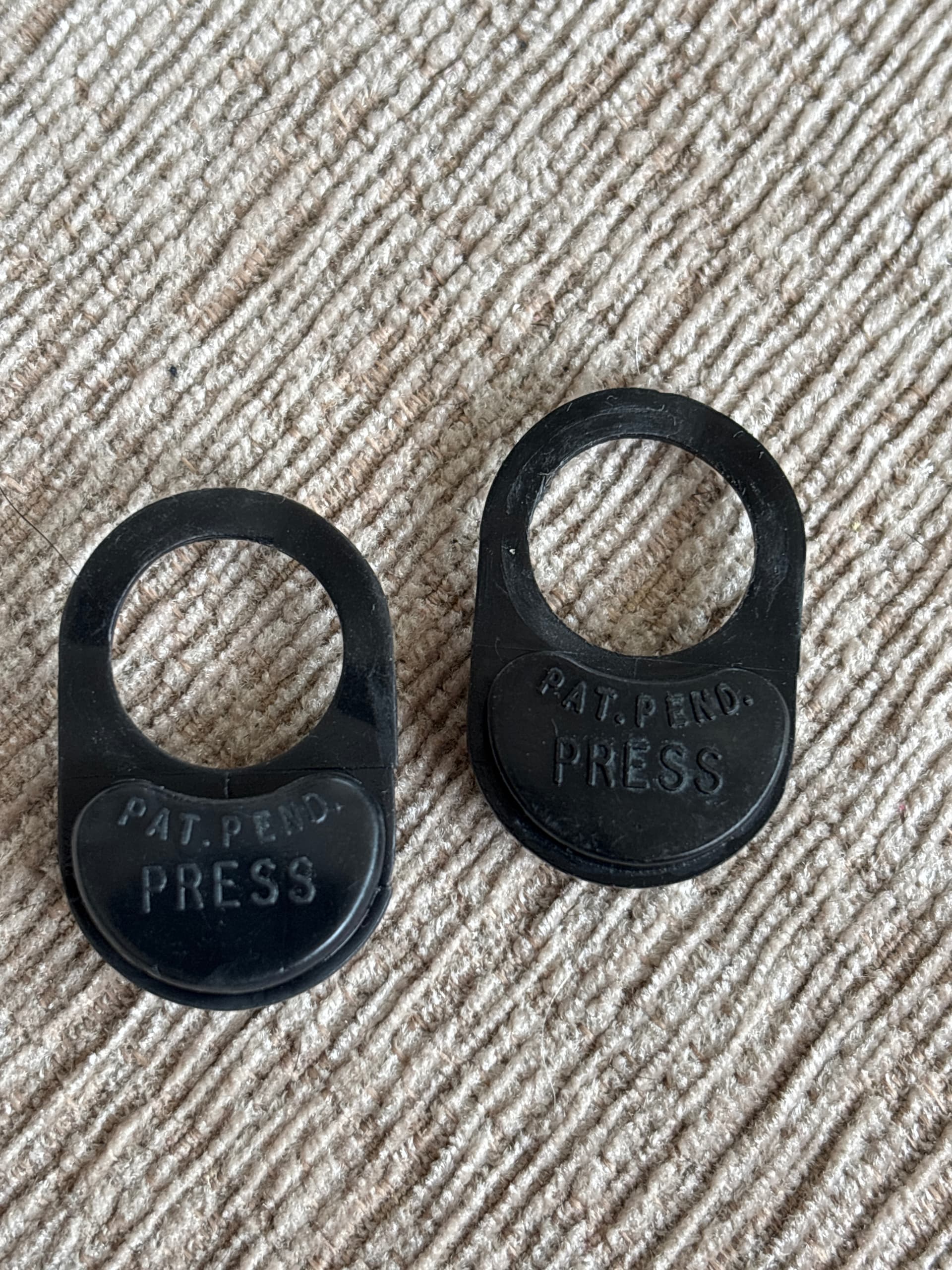 Seatbelt PRESS trigger release buttons - Parts for Sale - LotusElan.net