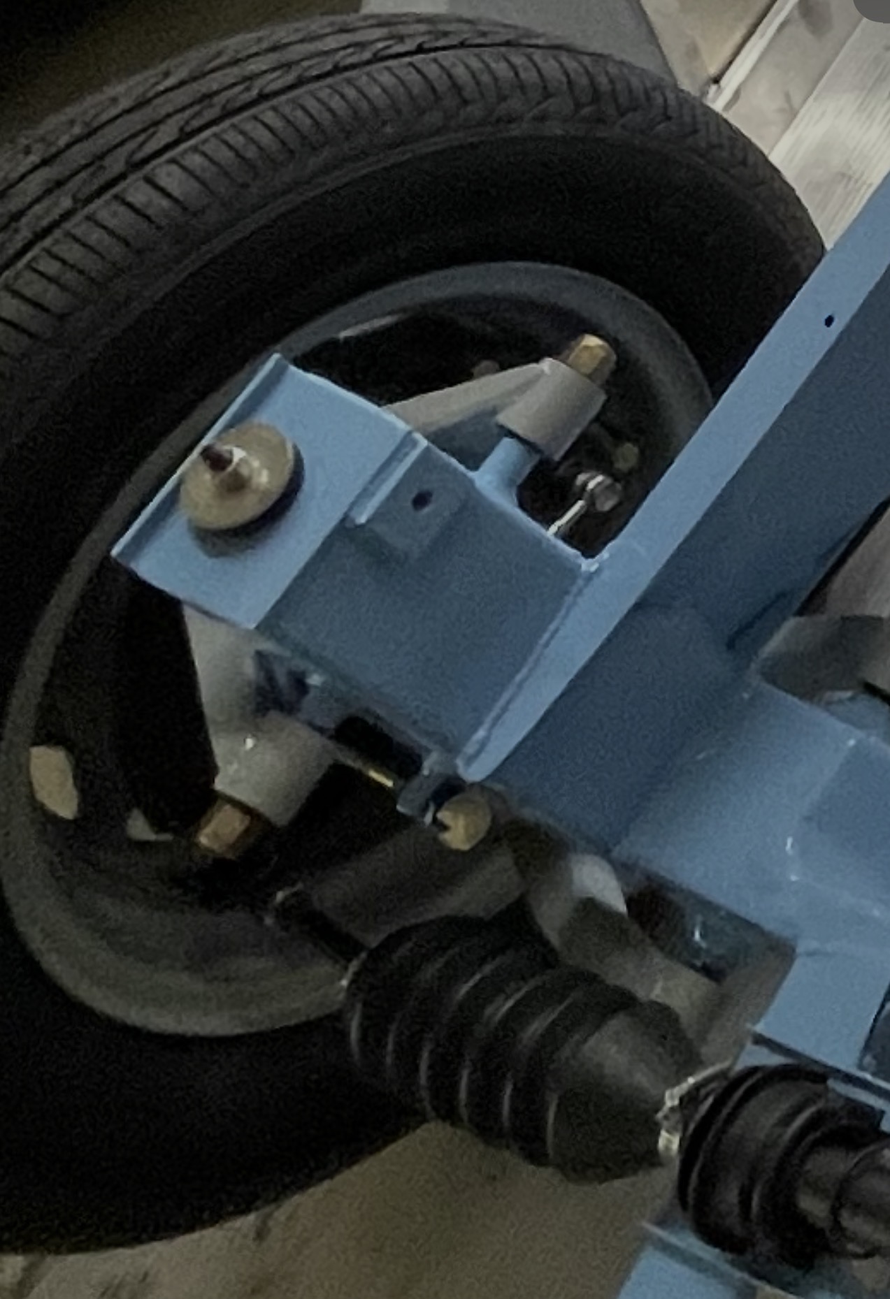Front turret body attachments - Elan Discussions - LotusElan.net