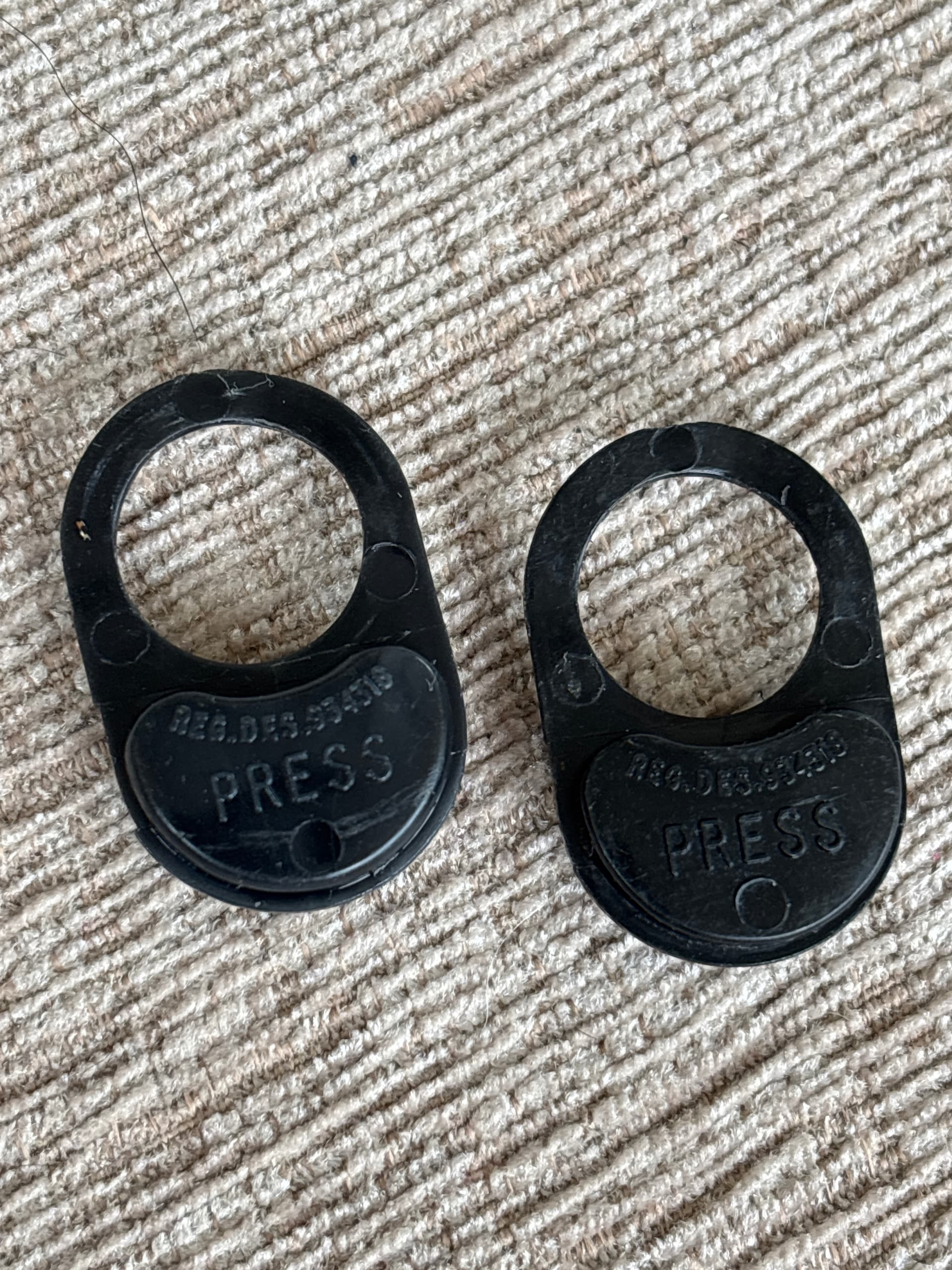 Seatbelt PRESS trigger release buttons - Parts for Sale - LotusElan.net